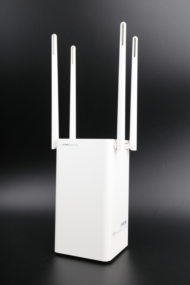 넓은 거리를 커버하는 와이파이 저격수, ipTIME A8004T-XR : zum 뉴스