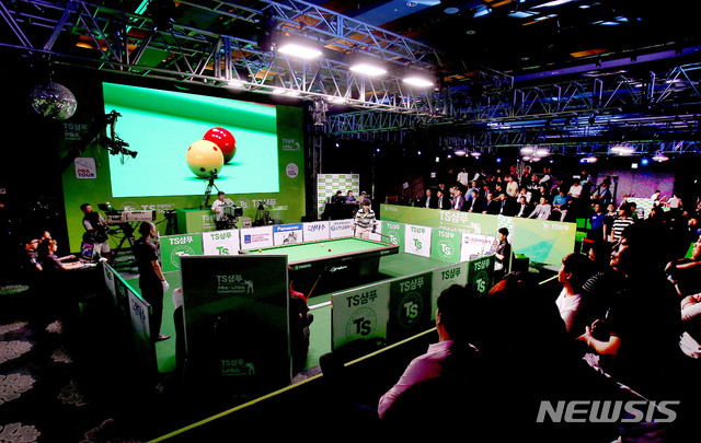 [스잘알]각도와 회전의 미학…당구의 세계 : zum 뉴스