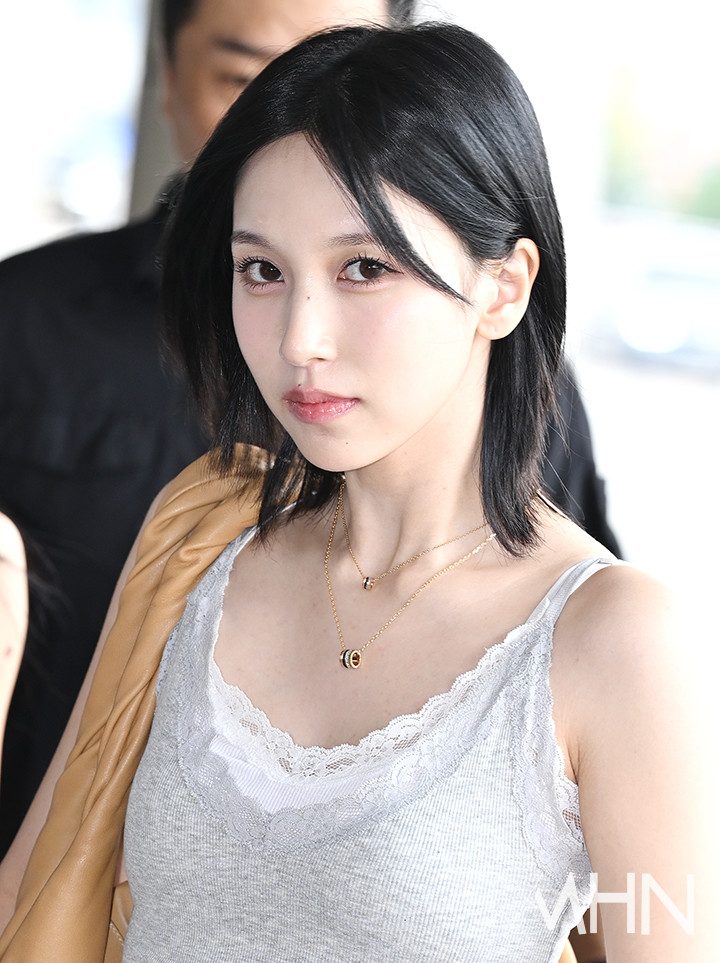 MHN스포츠 `스타블링Shot` | [포토] 트와이스 미나 `두근두근 눈맞춤` : ZUM 뉴스