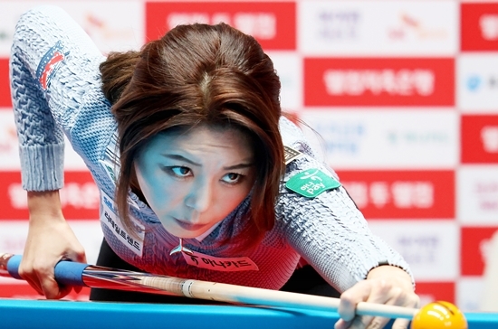 생생 당구 현장 | ‘매 걸음이 역사’ 김가영, 김민영 꺾고 34연승 4강行…PBA 강동궁 조재호 나란히 16강 안착[프로당구8차전] : ZUM 뉴스