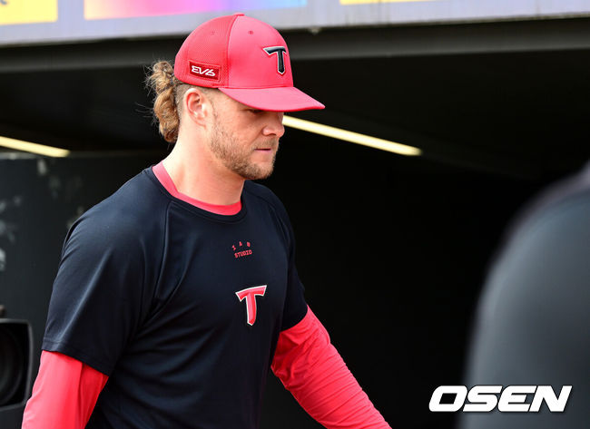 생생한 KBO 리그 현장 | 차라리 한국 복귀하는 게 나았을까, 고우석 밀어냈던 `전직 KIA맨` 또 방출됐다 : ZUM 뉴스