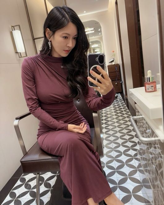 [연재] OSEN `★SHOT!` | `이상우는 나라 구했나`…김소연, 노출 없어도 섹시퀸 [★SHOT!] : ZUM 뉴스