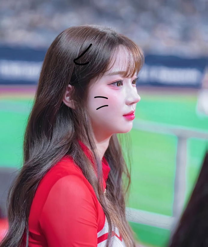 `경기장의 꽃` 치어리더 열전 | 스타트렌드 치어리더 투표 1위 이주은…KBO·대만 무대 휩쓴 인기 : ZUM 뉴스