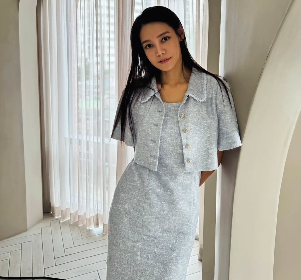 인`스타`그램 세상 | `42세 돌싱` 안현모, 이혼해도 173cm에 고혹적인 여신 분위기 : ZUM 뉴스