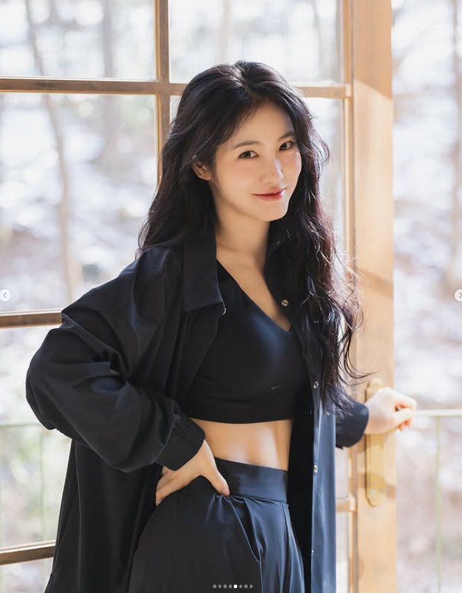 [연재] 스포츠서울 `★SNS` | 신예은, 탄탄한 복근과 청순미의 반전 매력[★SNS] : ZUM 뉴스