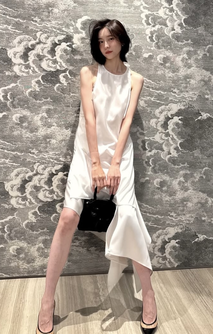 [연재] 스포츠서울 `★SNS` | 박지현, 데뷔전 30kg 감량 168cm 장신에 발레로 다져진 건강미[★SNS] : ZUM 뉴스