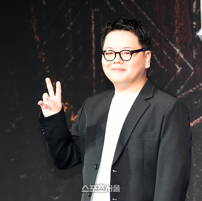 스타들의 임신·출산 소식 | 곽튜브, 오늘 결혼...14kg 감량·아들 임신 소식까지 : ZUM 뉴스